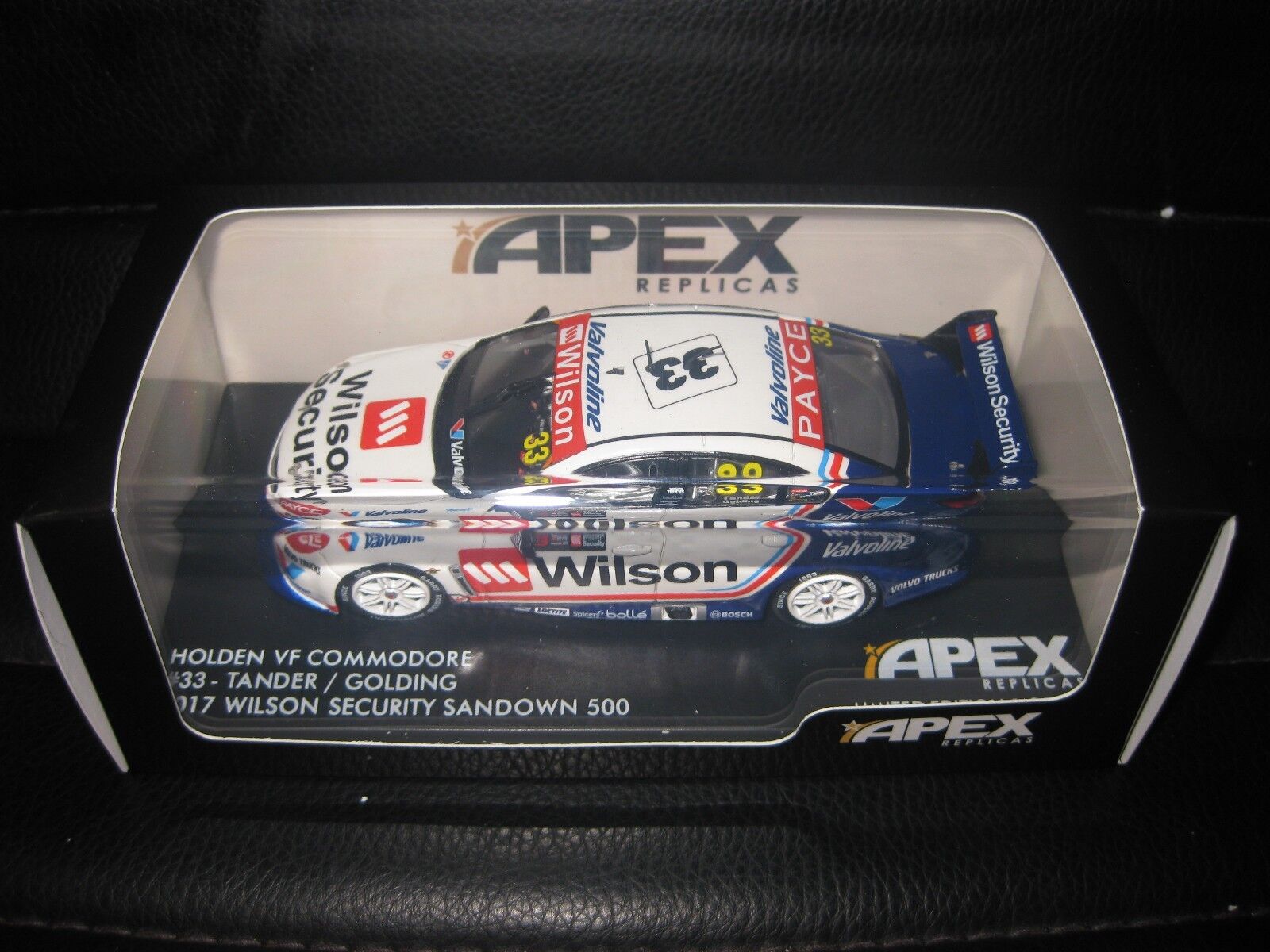 HOLDEN VF COMMODORE 2017 SANDOWN RETRO LIVERY TANDER GOLDING GRM #33 1: ...